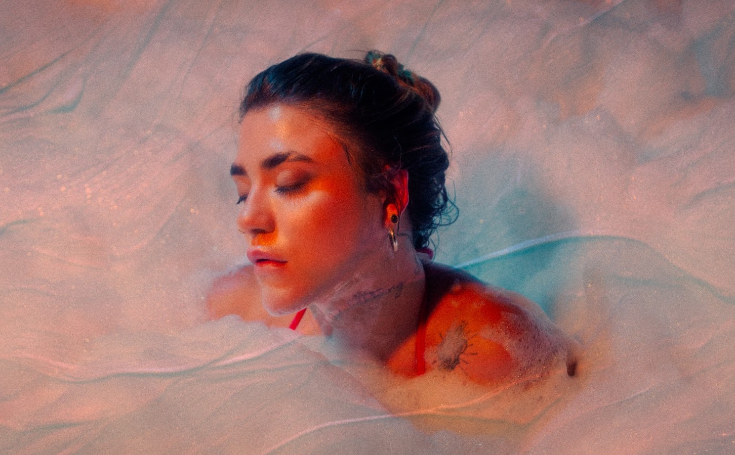 Cynthia Luz lança extensão do seu último disco: "Ciclo Vicioso Deluxe ...